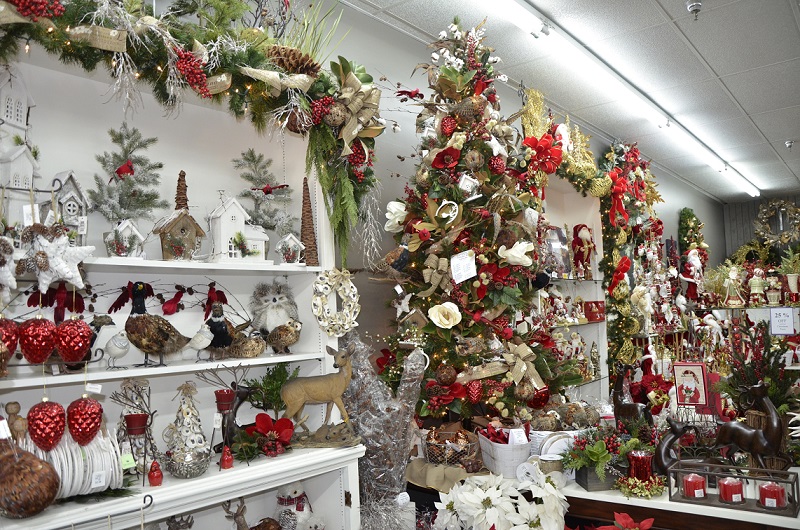 Christmas Showroom - Seasonal Decor - Billy Heromans Flowers & Gifts